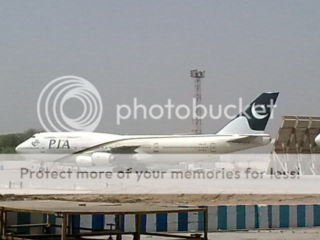 New PIA livery. - DA.C