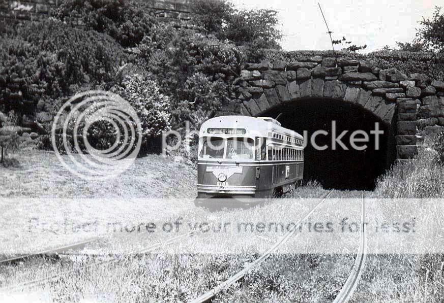 Spring Garden Tunnel - Was the second lane ever used? : r/philadelphia